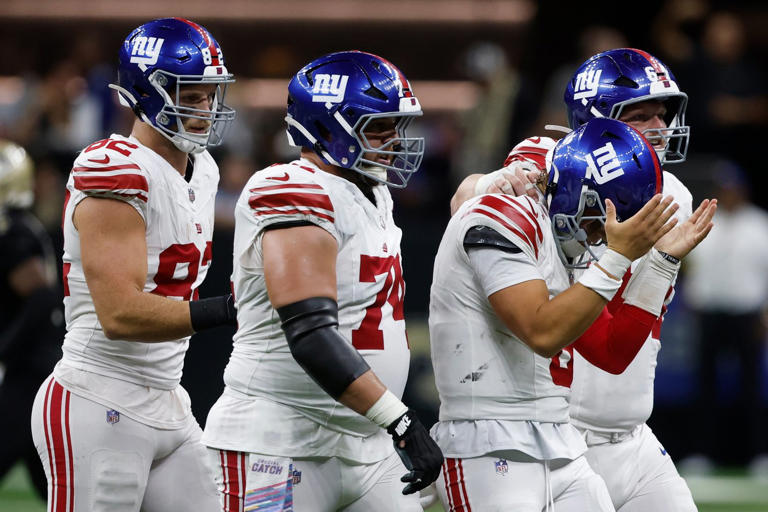 Dart disappointed after turnovers doom the Giants in a 26-14 loss to ...
