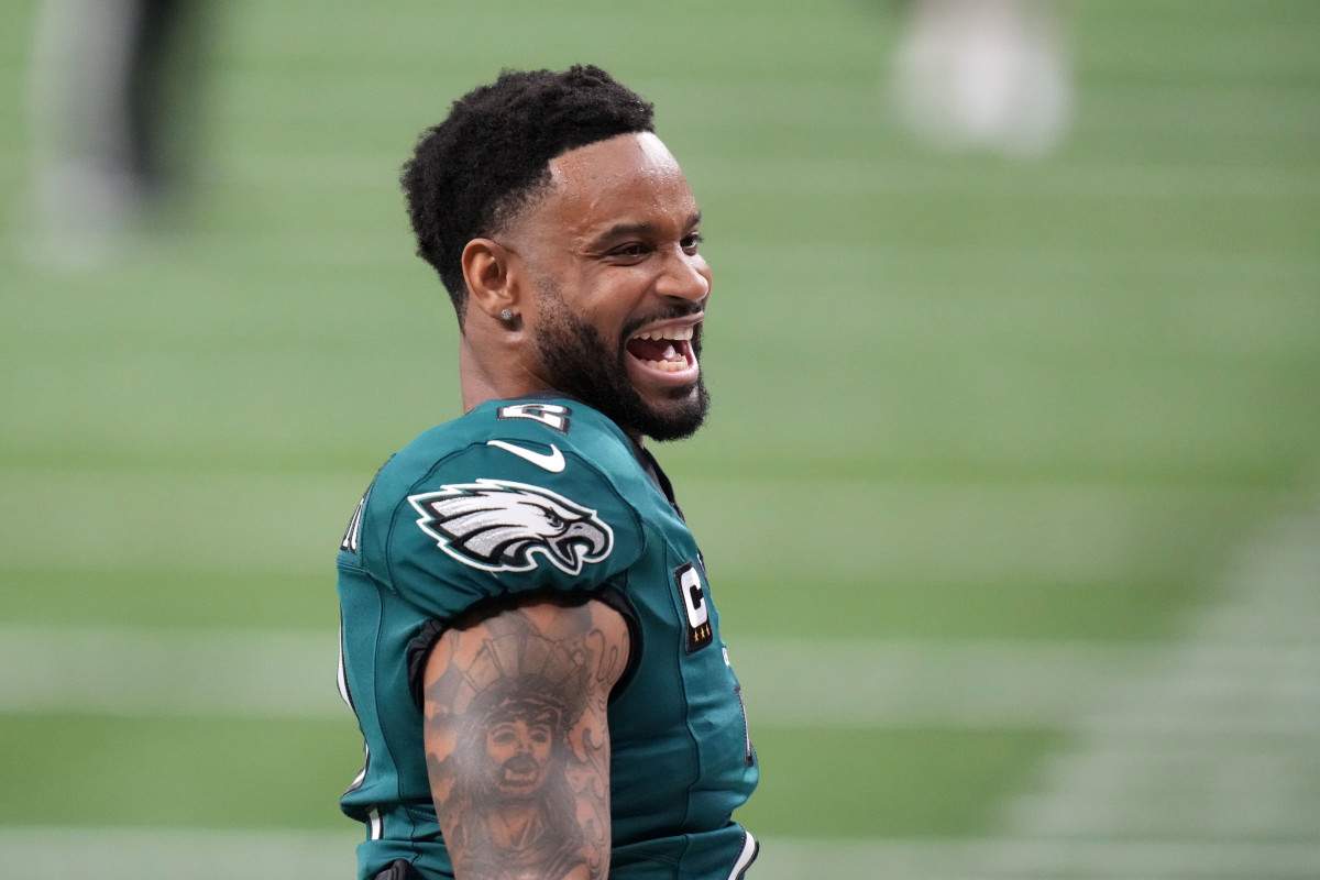 Darius Slay makes it obvious just how bad he misses the Philadelphia Eagles