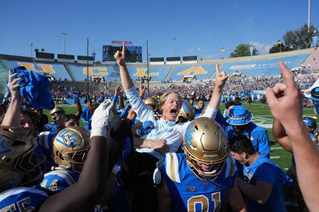 Security couldn’t stop anyone from storming field after UCLA’s Penn ...