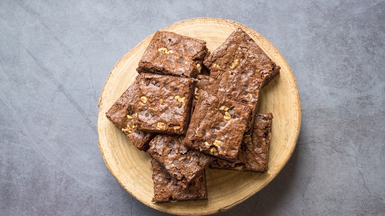 The Chicago Hotel Where You Can Taste The First Brownie Recipe Ever ...