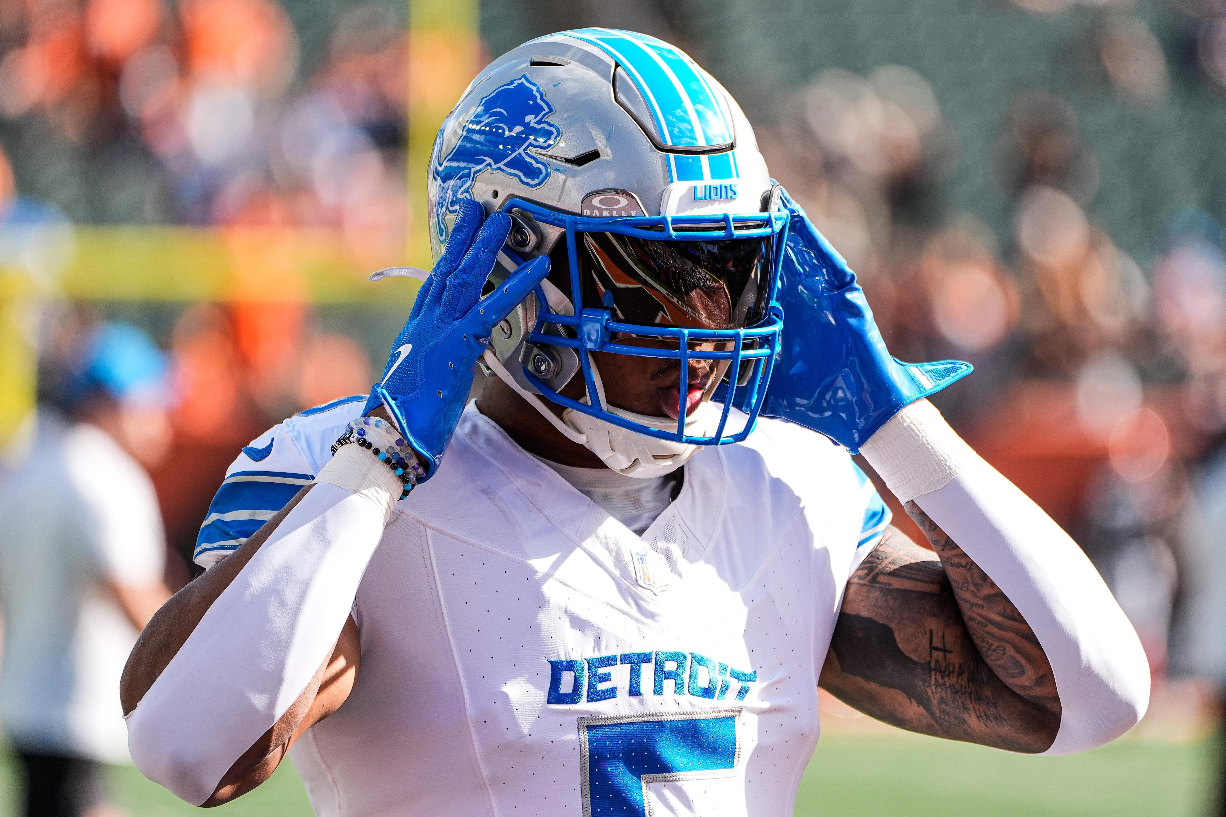 Lions highlight: David Montgomery throws a touchdown pass