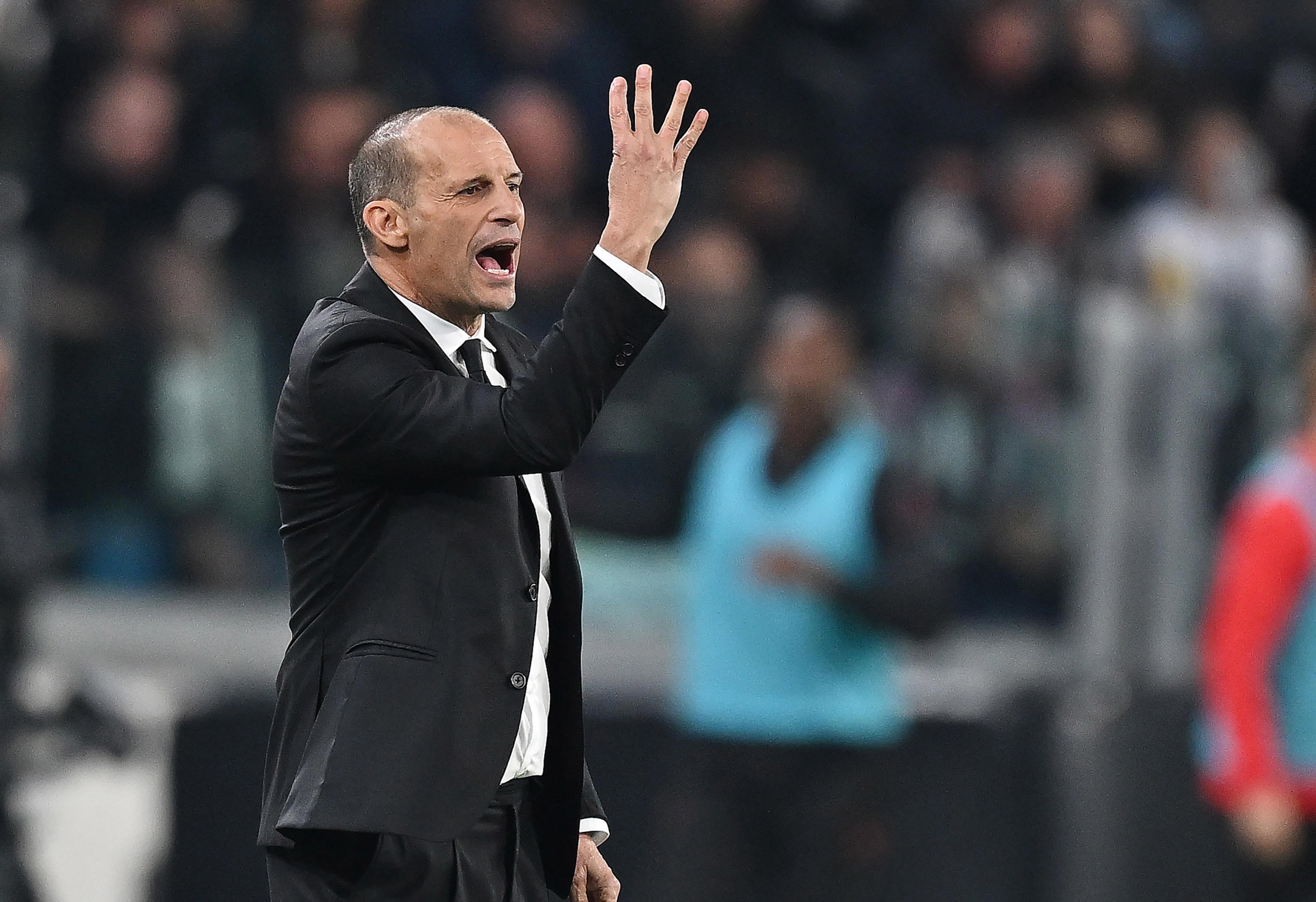 Milan: Allegri 'Juve era in pugno, bisognava stritolarla'