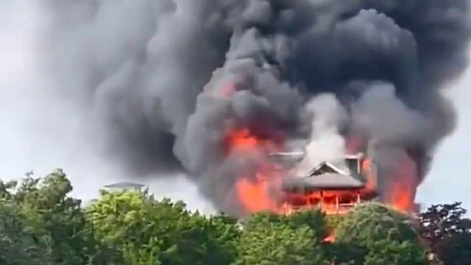 Fire burns down US Judge, Senator husband's waterfront home in South ...