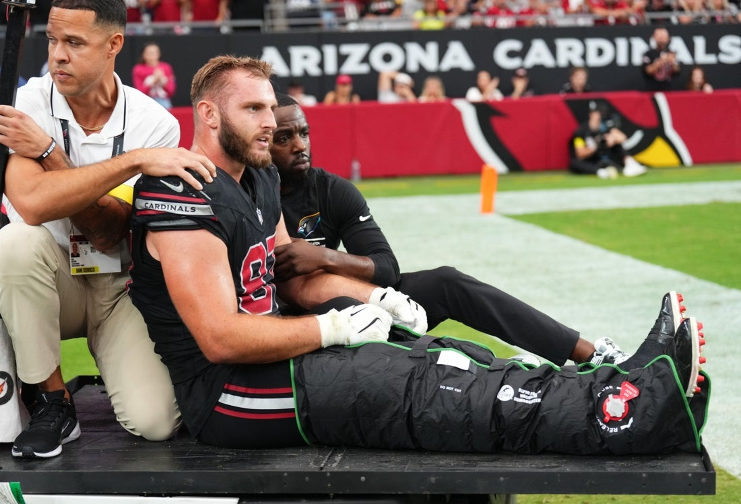 Cardinals TE Tip Reiman (ankle) carted off vs. Titans