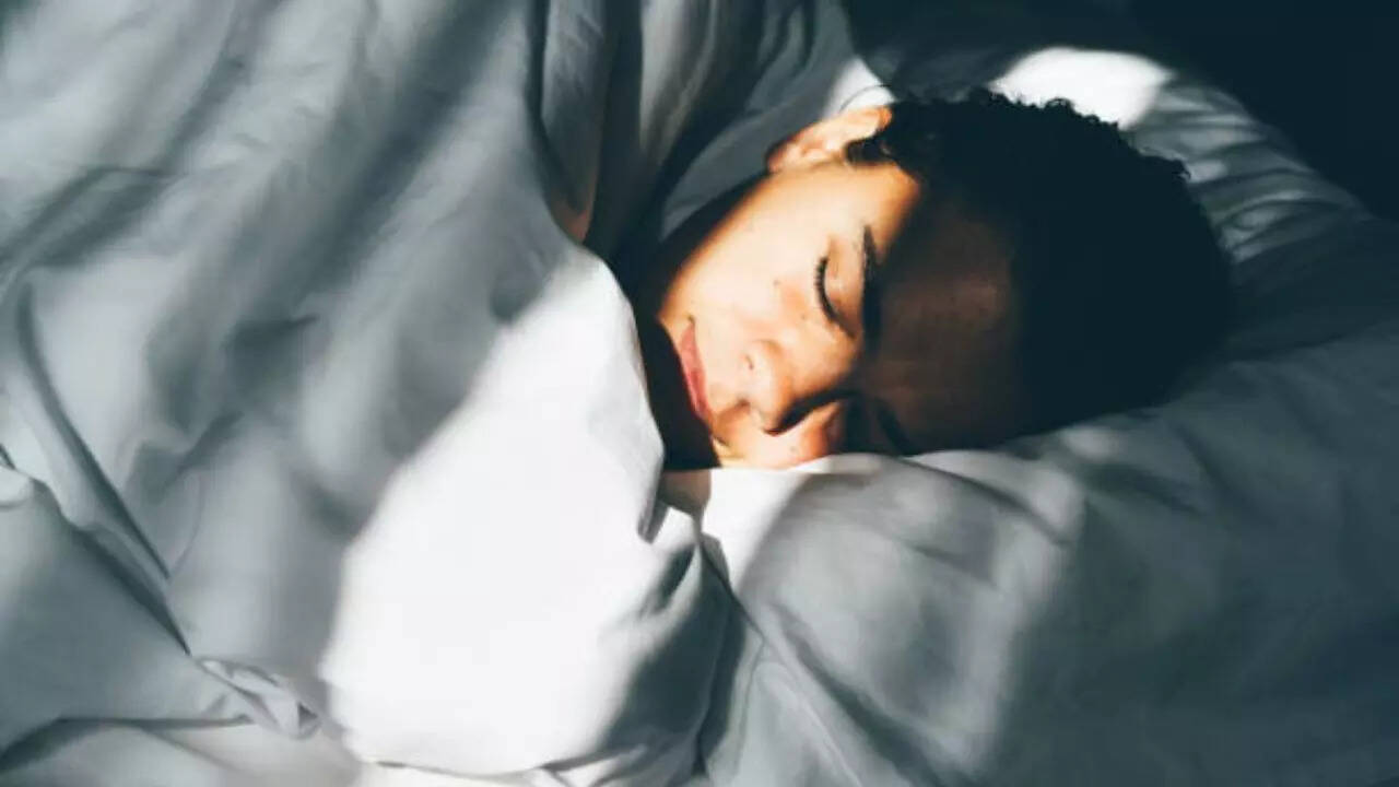 What is the 2-minute military sleep method? Does it work on today's ...