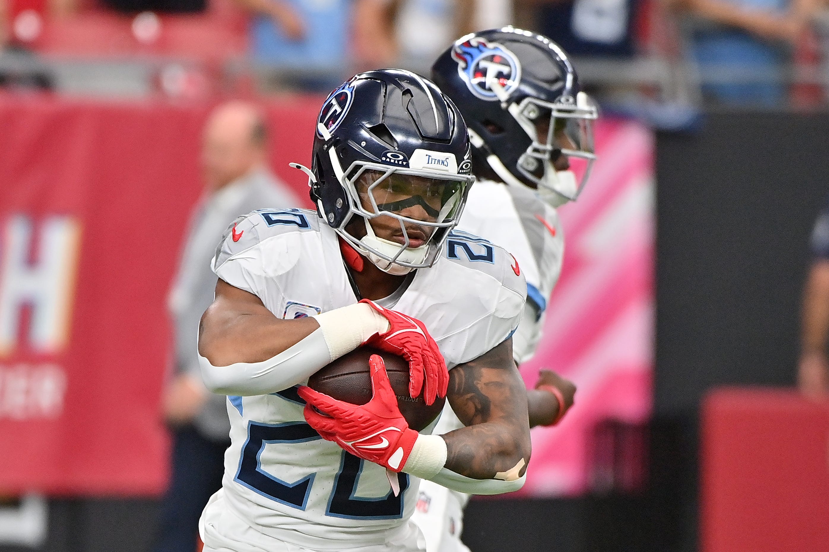 Titans' Tony Pollard ignored the Jeremiyah Love pre-draft chatter