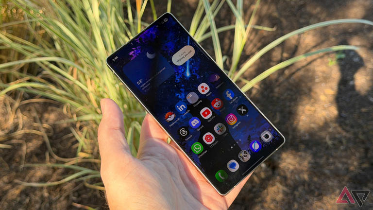 One UI 8.5 will bring lock screen animation customization to Galaxy phones