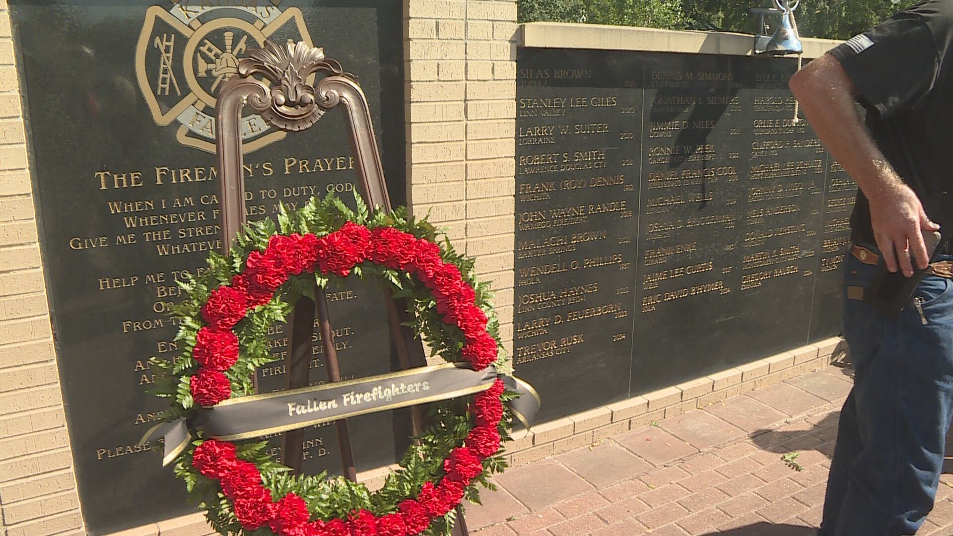 Four fallen Kansas firefighters added to memorial wall during service