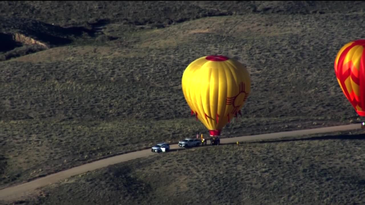 Sky 7 witnesses first mass ascension of 2025 Balloon Fiesta