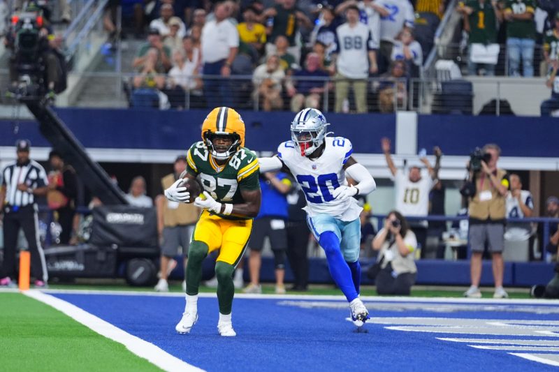 Some NFL players like Packers WR Romeo Doubs have larger helmets: Here ...