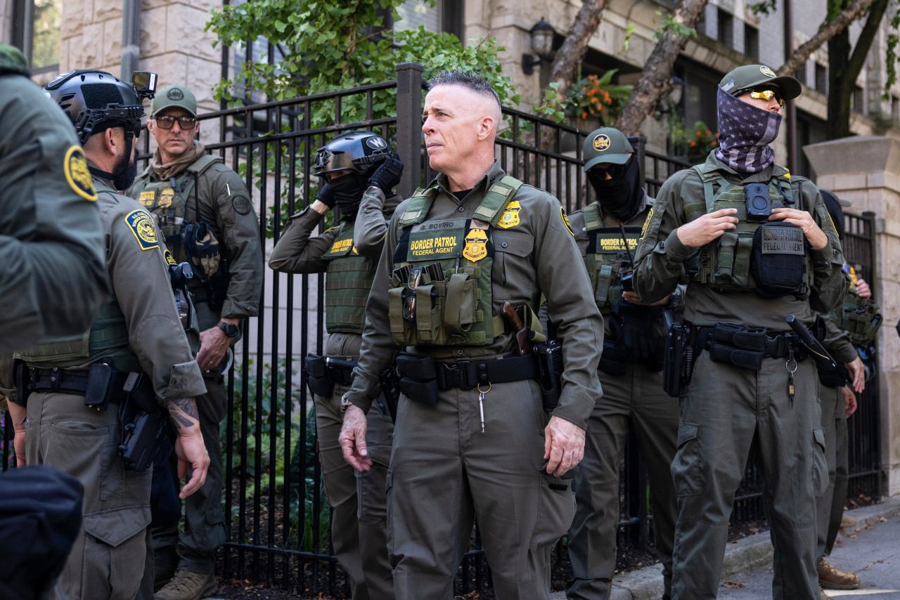 Behind Chicago’s Tense Week: Protester Clashes and Tactical Gear Downtown