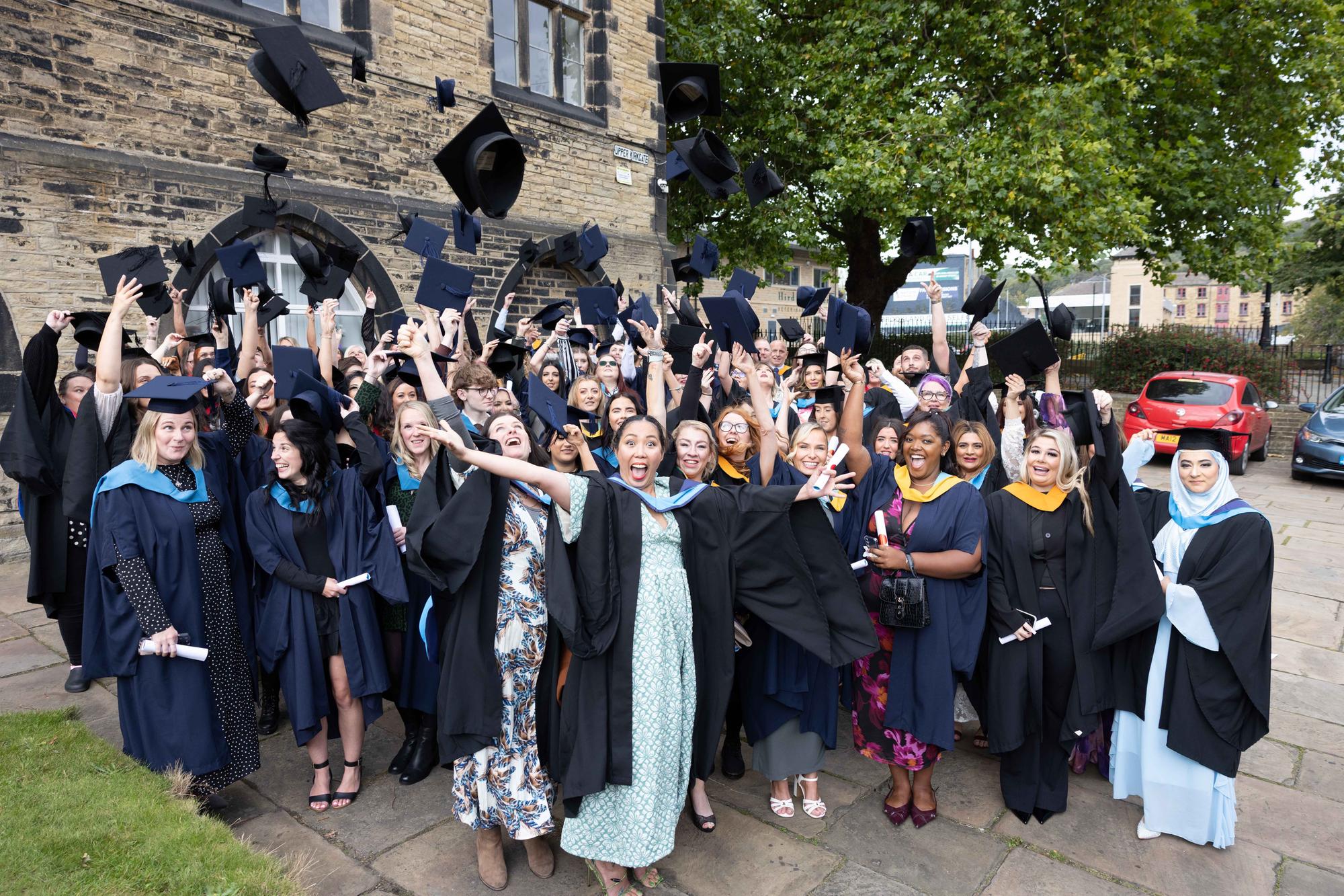10 photos of proud and excited Calderdale College students celebrating ...