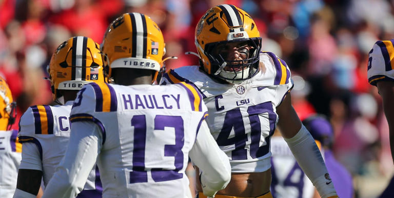 LSU vs. South Carolina kickoff time set for Saturday night