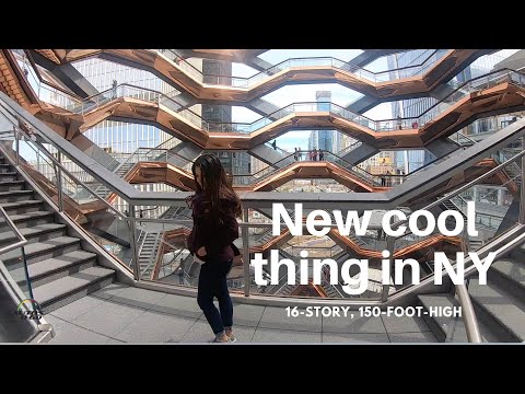 Título: Climbing up and down The Vessel at Hudson Yards, New York ...