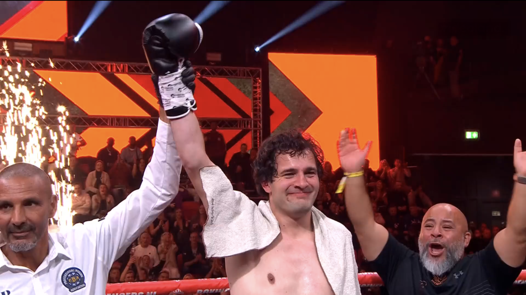 Rob Goossens wint spraakmakend gevecht tegen Dennis Schouten in Boxing Influencers: 'Voelt heel ...