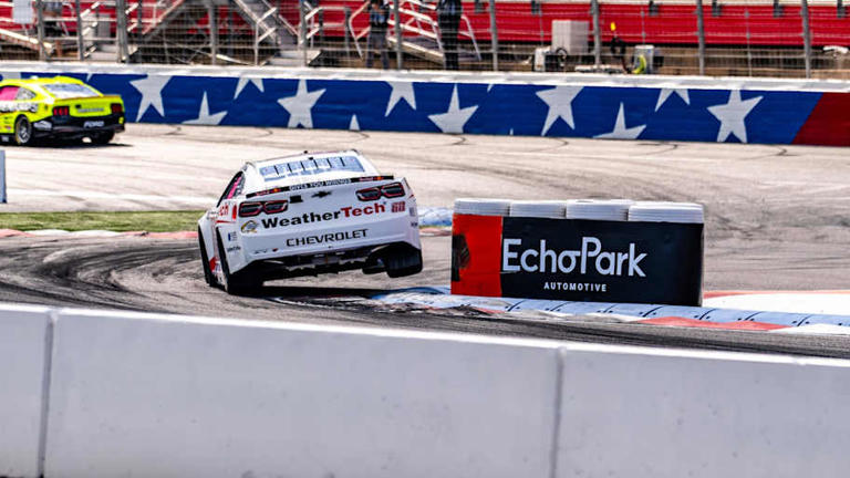 Live Race Updates: NASCAR Cup Series Bank of America ROVAL 400