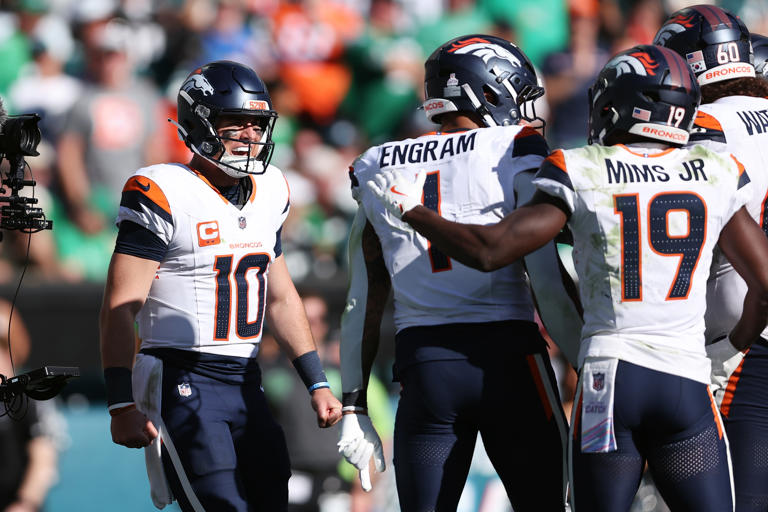 Instant reaction: Broncos outlast Eagles in monumental road victory