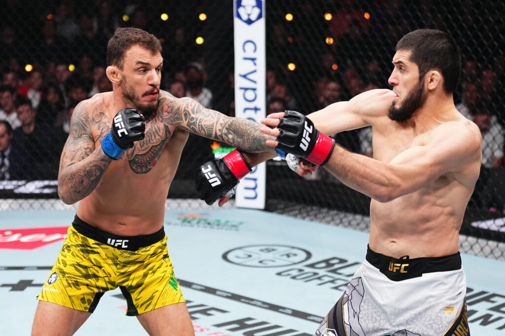 Fans rage as UFC star crowns Alex Pereira Brazil’s best fighter ever ...