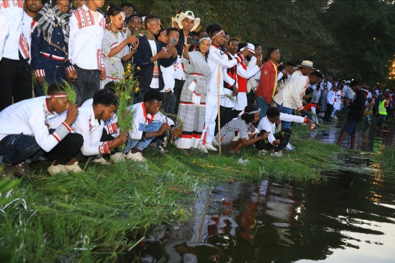 Colorful Irreecha Hora Arsedi Festival Celebrated in Bishoftu in ...