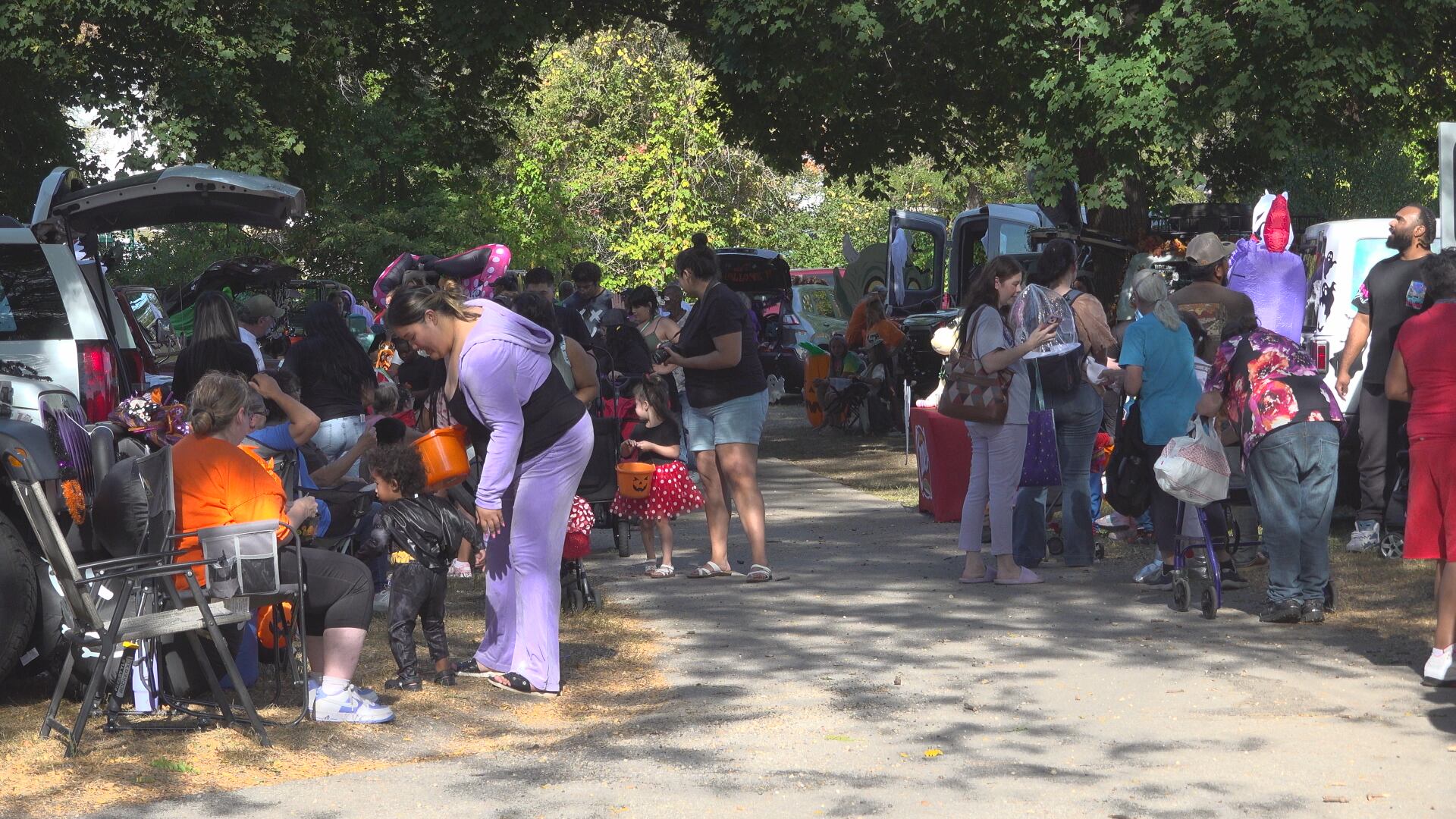 Screw City Jeeps brings Trunk-or-Treat to Lockwood Park for first time