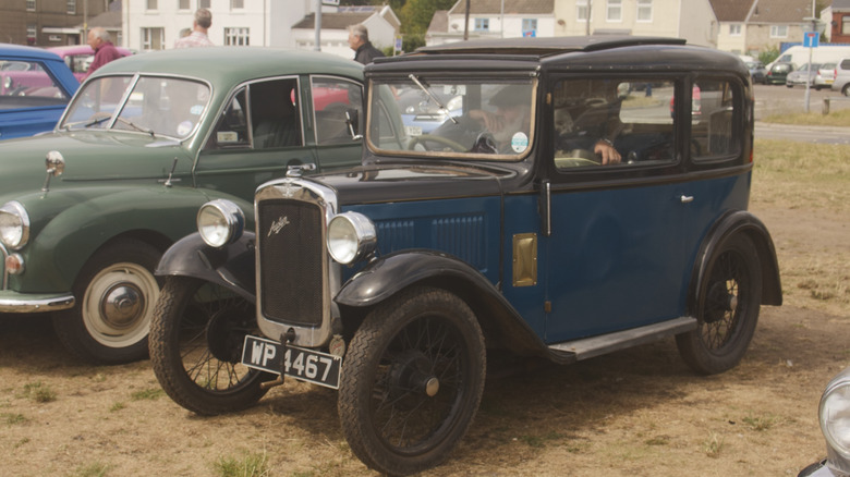 5 Cars Owned By Mick Fleetwood That Prove He Has Great Taste