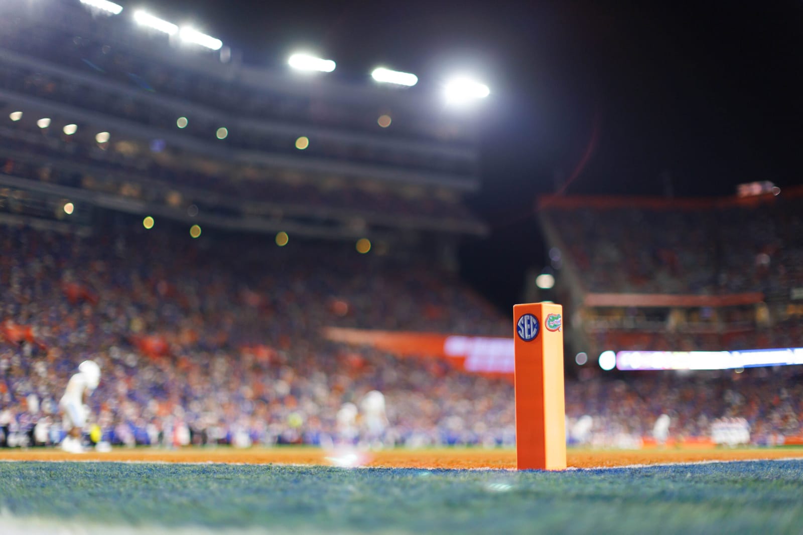 Multiple Florida fans arrested for rushing the field after upset of Texas
