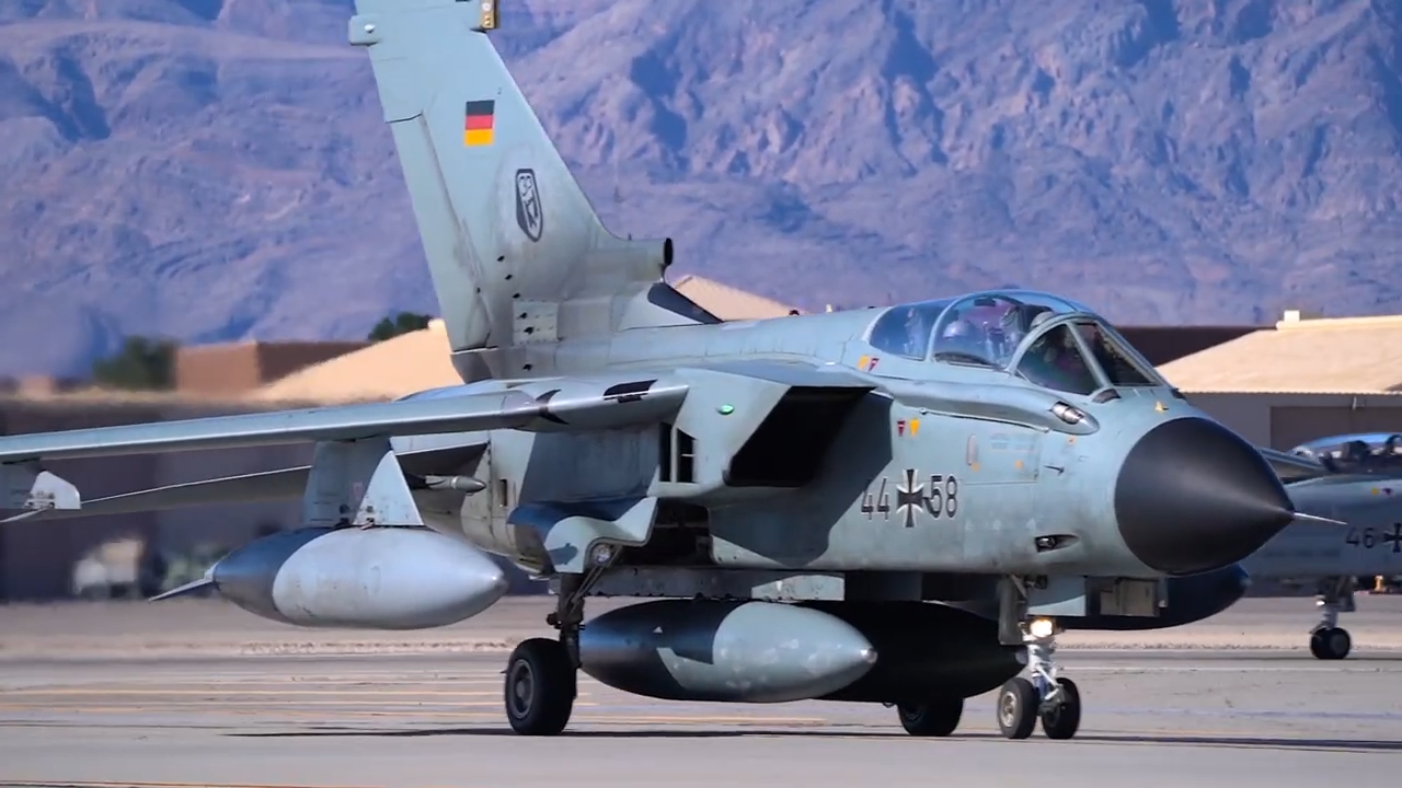 Why Germany chose an American fighter over its own jet