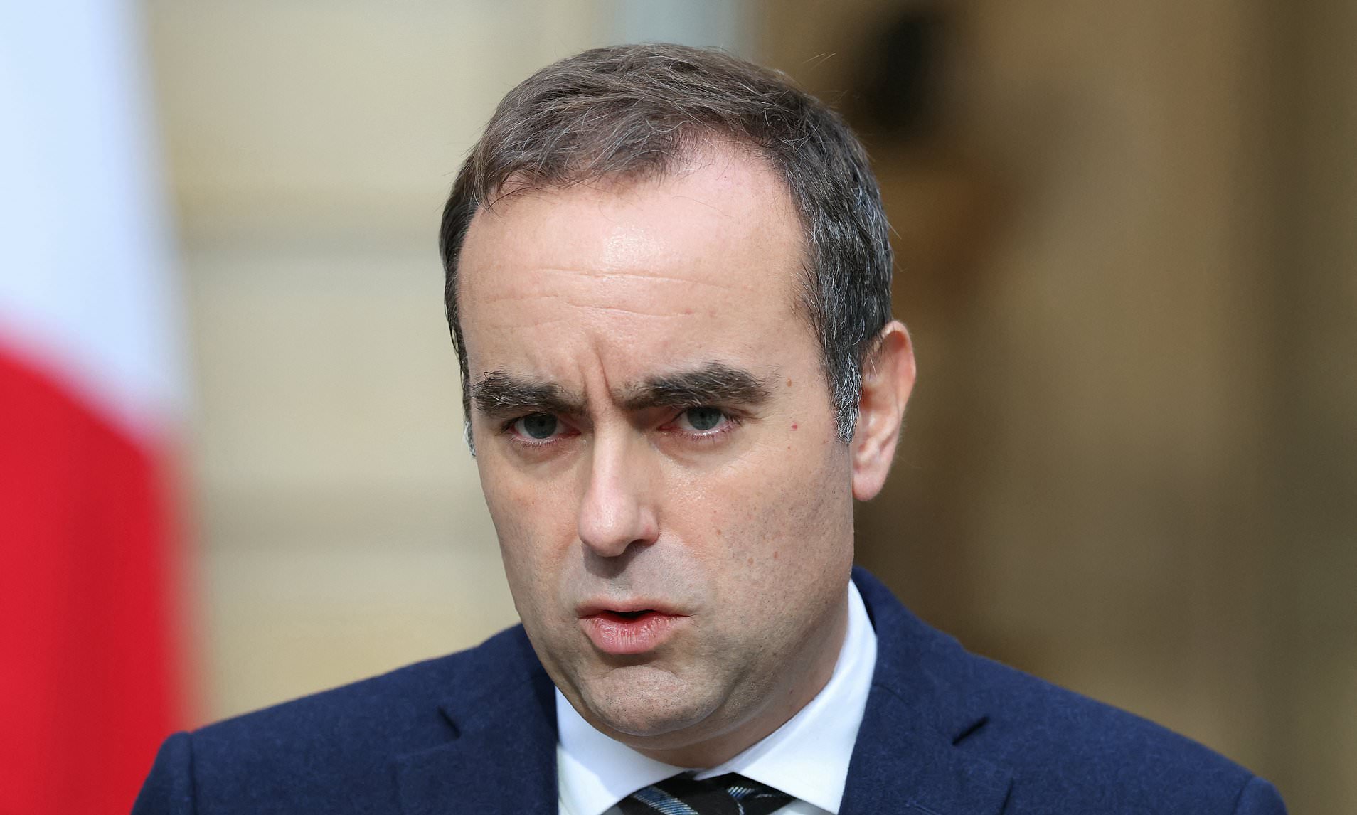 France's new Prime Minister Sebastian Lecornu QUITS weeks after his ...
