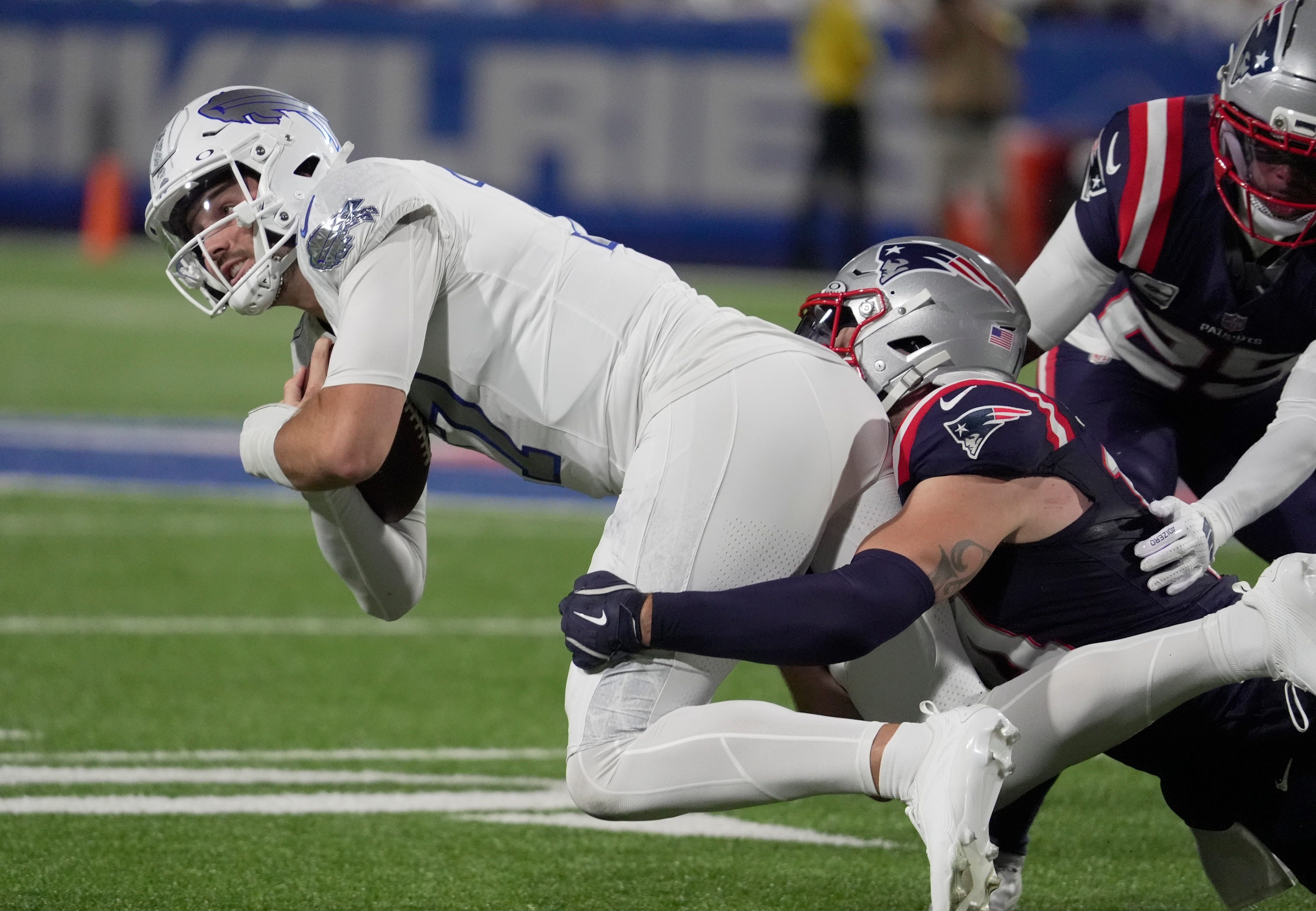 Bills’ ‘Mr. Brightside’ song late in fourth quarter backfires in loss to Patriots