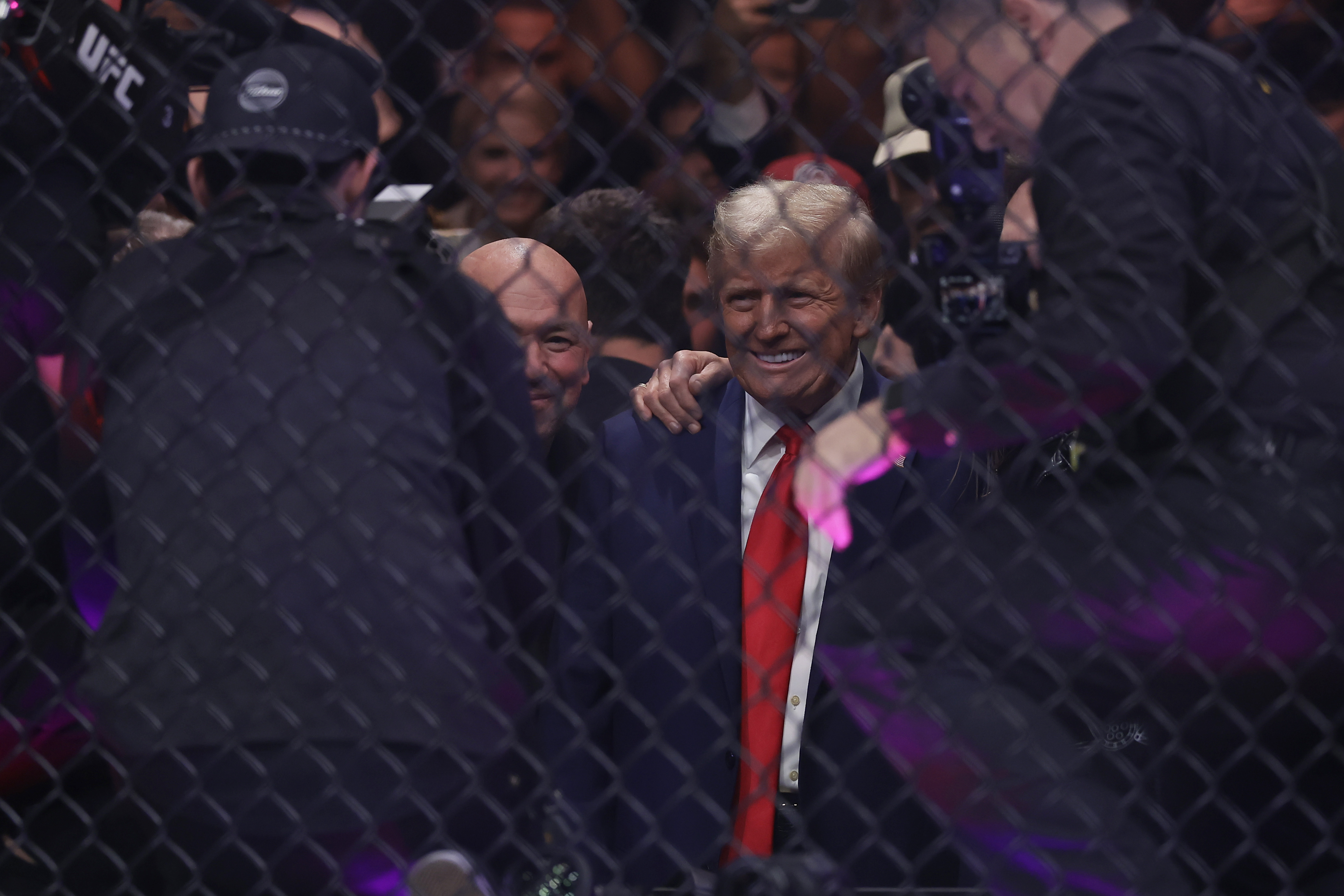 Trump feirer 80-årsdagen med UFC-kamp utenfor Det hvite hus