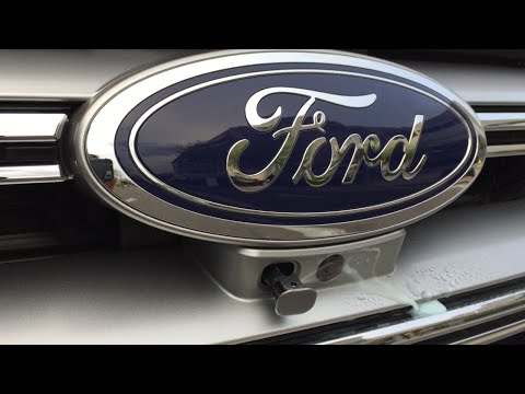 2015 Ford Edge with 180-degree front camera and washer