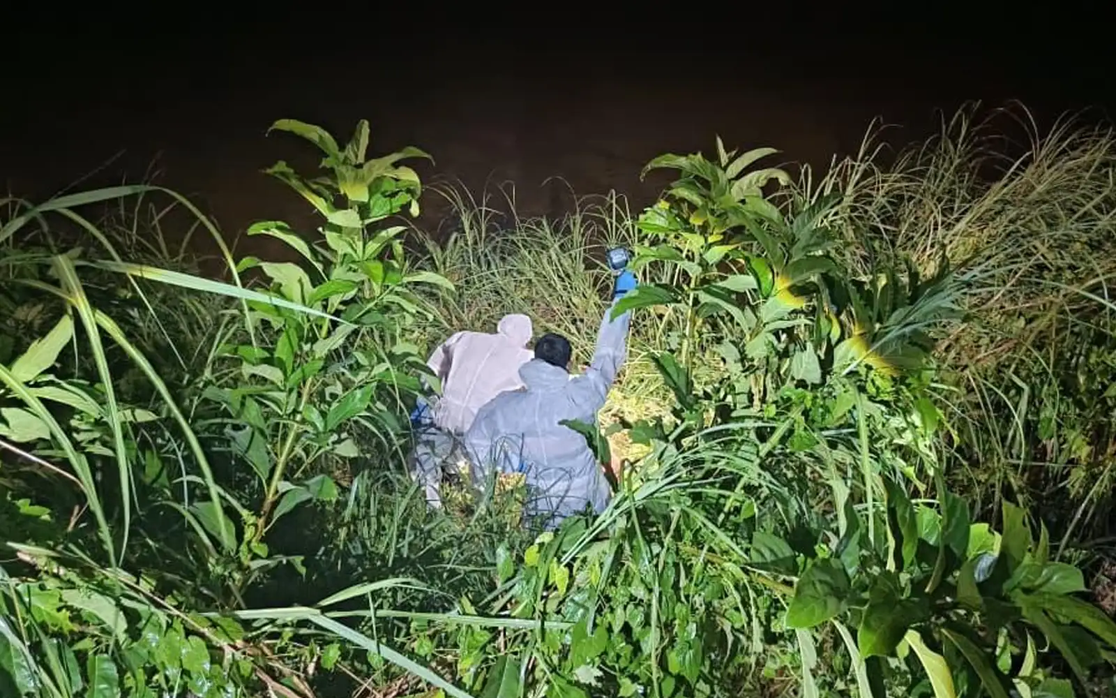 Decomposed body found wrapped in blanket on Sungai Kelantan riverbank