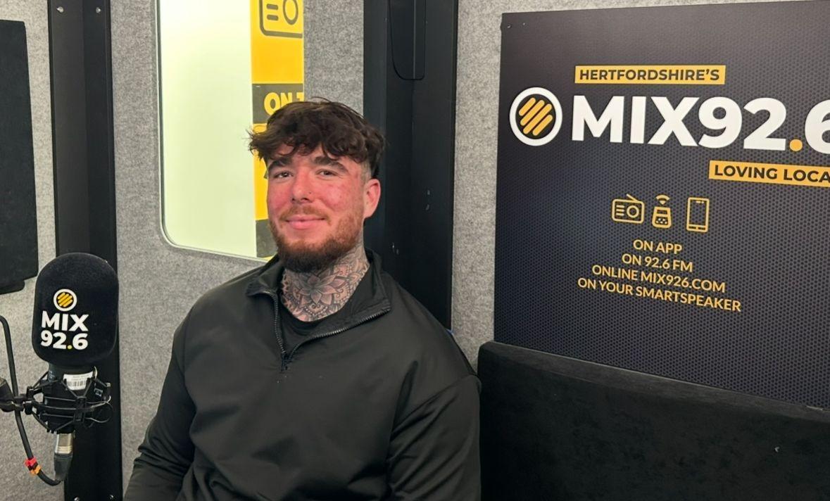 Freestyle Star Jay Rosa talks mental health on Mix 92.6