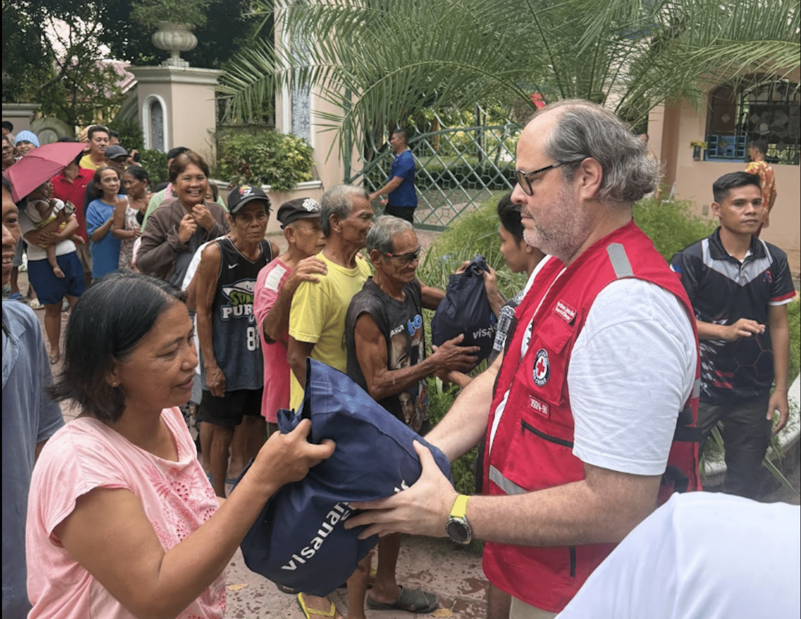 AboitizPower units mount relief operations for Cebu earthquake victims