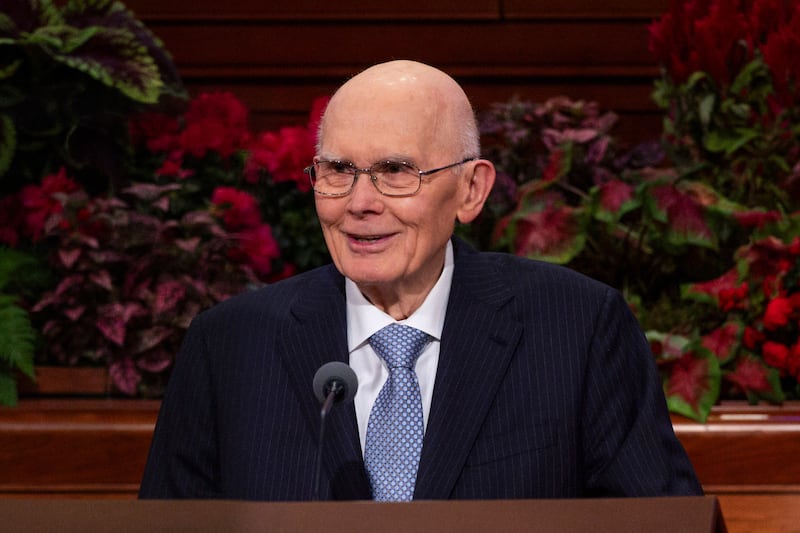 President Oaks provides a touching conclusion to October general conference