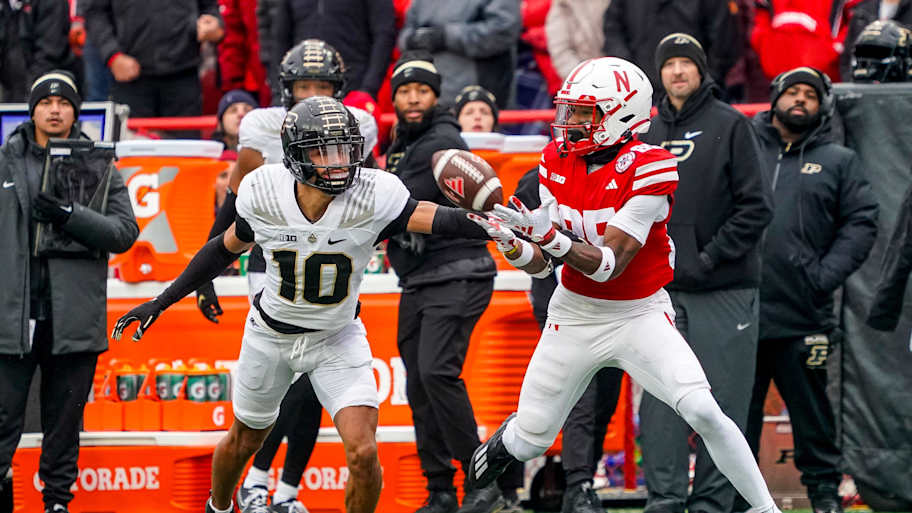 Jayhawks snatch WR from K-State’s grasp, fueling rivalry fire