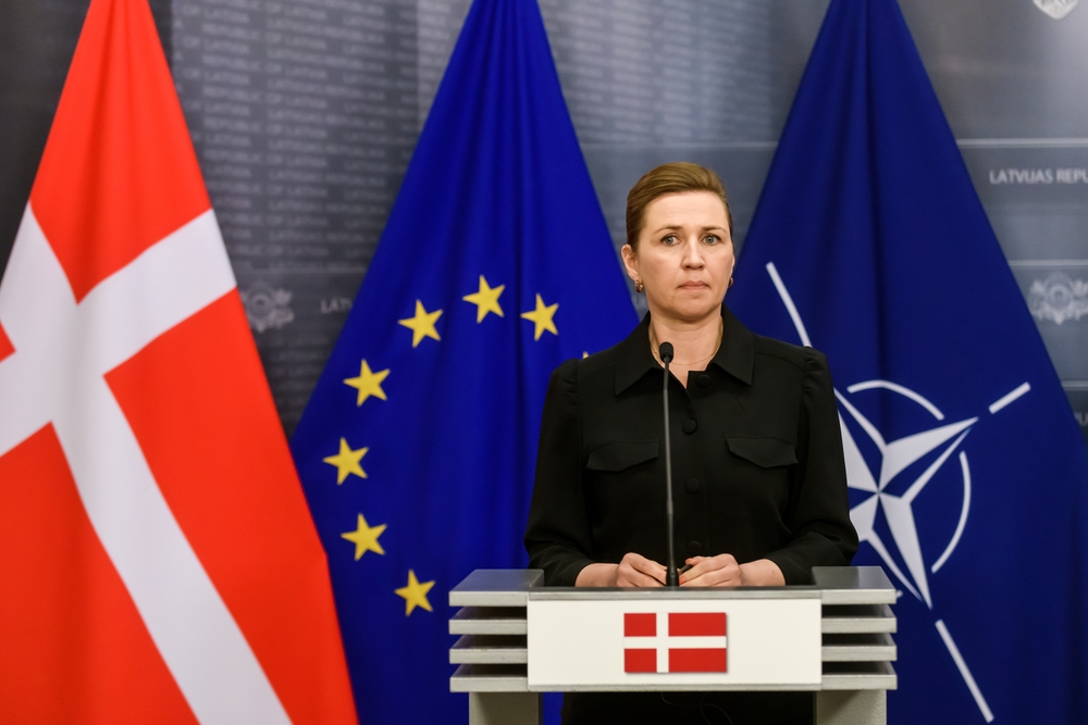 Denmark to expel foreign criminals sentenced to one year or more