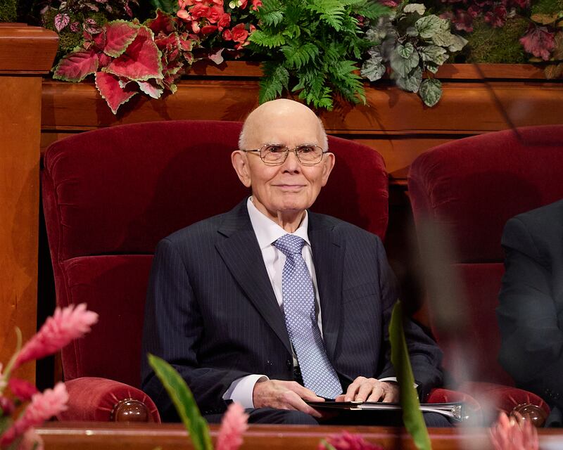President Oaks provides a touching conclusion to October general conference