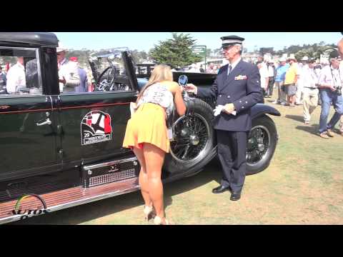 El beso en el concurso de elegancia de Pebble Beach 2015