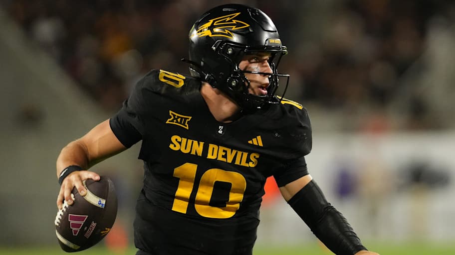 A former Michigan State football QB now has the 10th-best odds to win ...