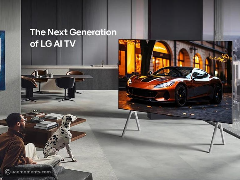 LG’s First True Wireless 97-Inch OLED TV Redefines Home