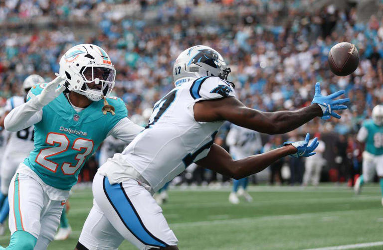 Social media wants ‘more Eric Collins' after NFL debut for Hornets ...