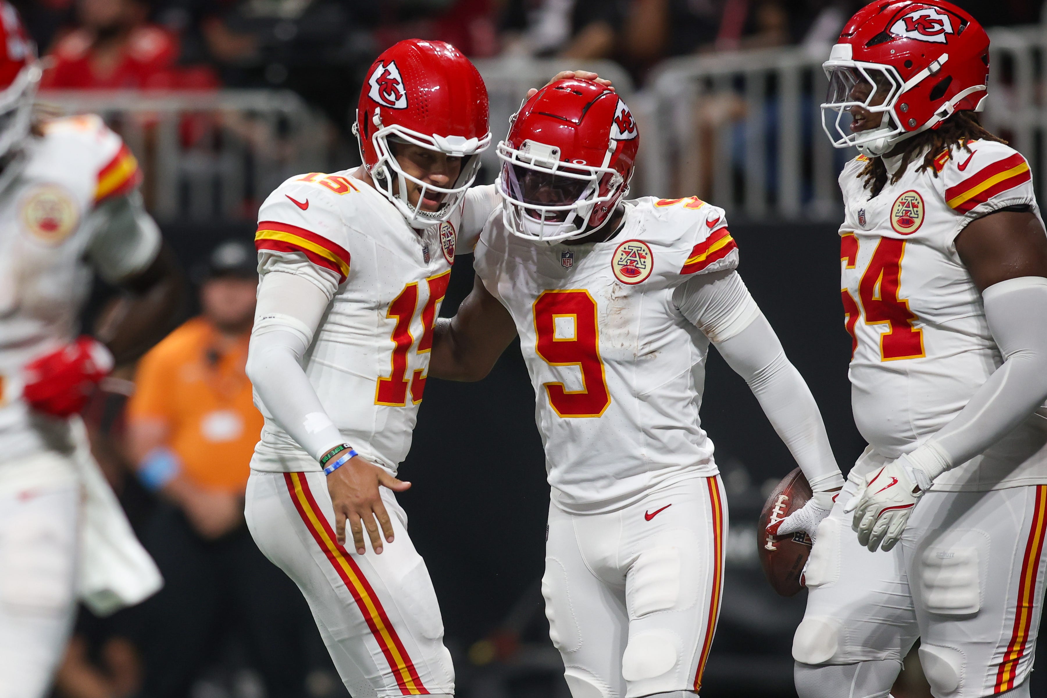 Kansas City Chiefs to wear alternate uniforms for 'Monday Night ...