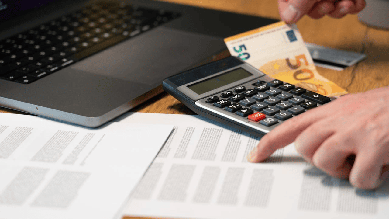 10 things I do every month to keep bills from creeping up