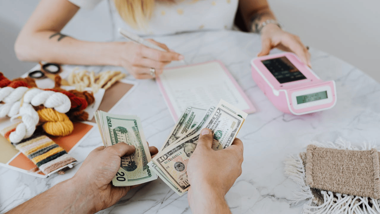10 things I do every month to keep bills from creeping up