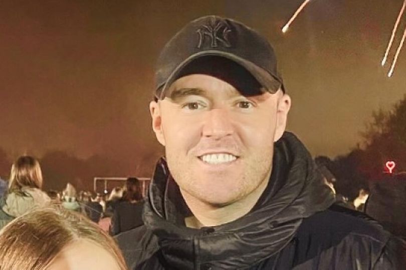 Coronation Street's Alan Halsall supported by co-stars over 'honour' in ...