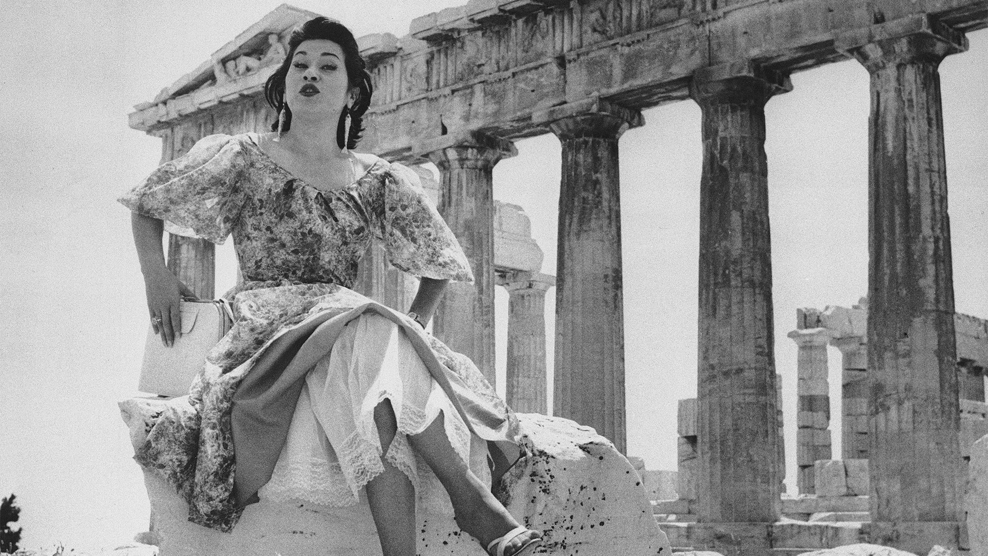 Οταν ήχησε η φωνή της Ιμα Σουμάκ