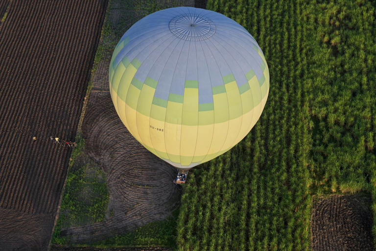 Photos from Egypt show hot air balloon flights over the ancient sites ...