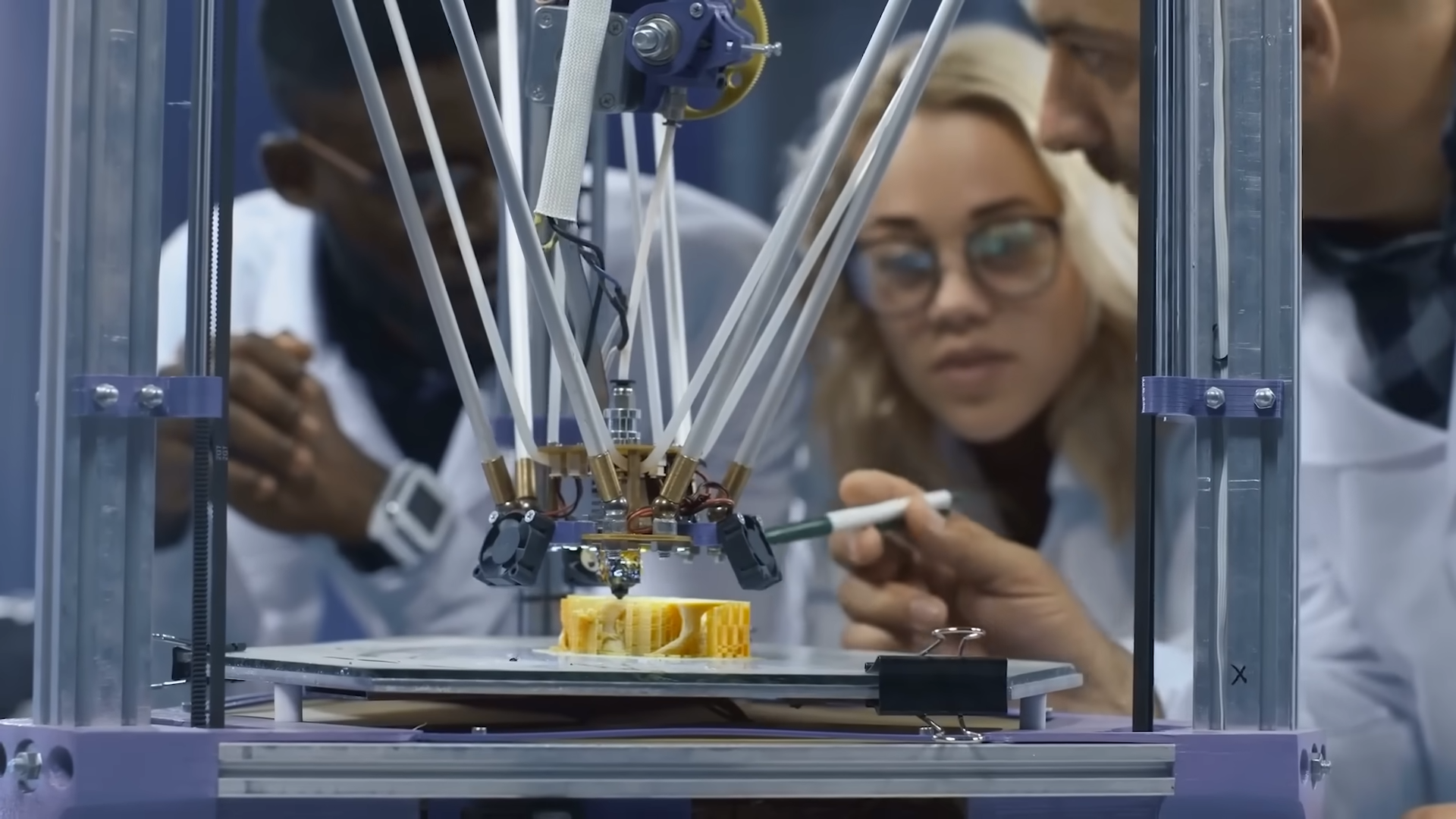 The Microscopic Tech That Could Rebuild Your Body and Mind