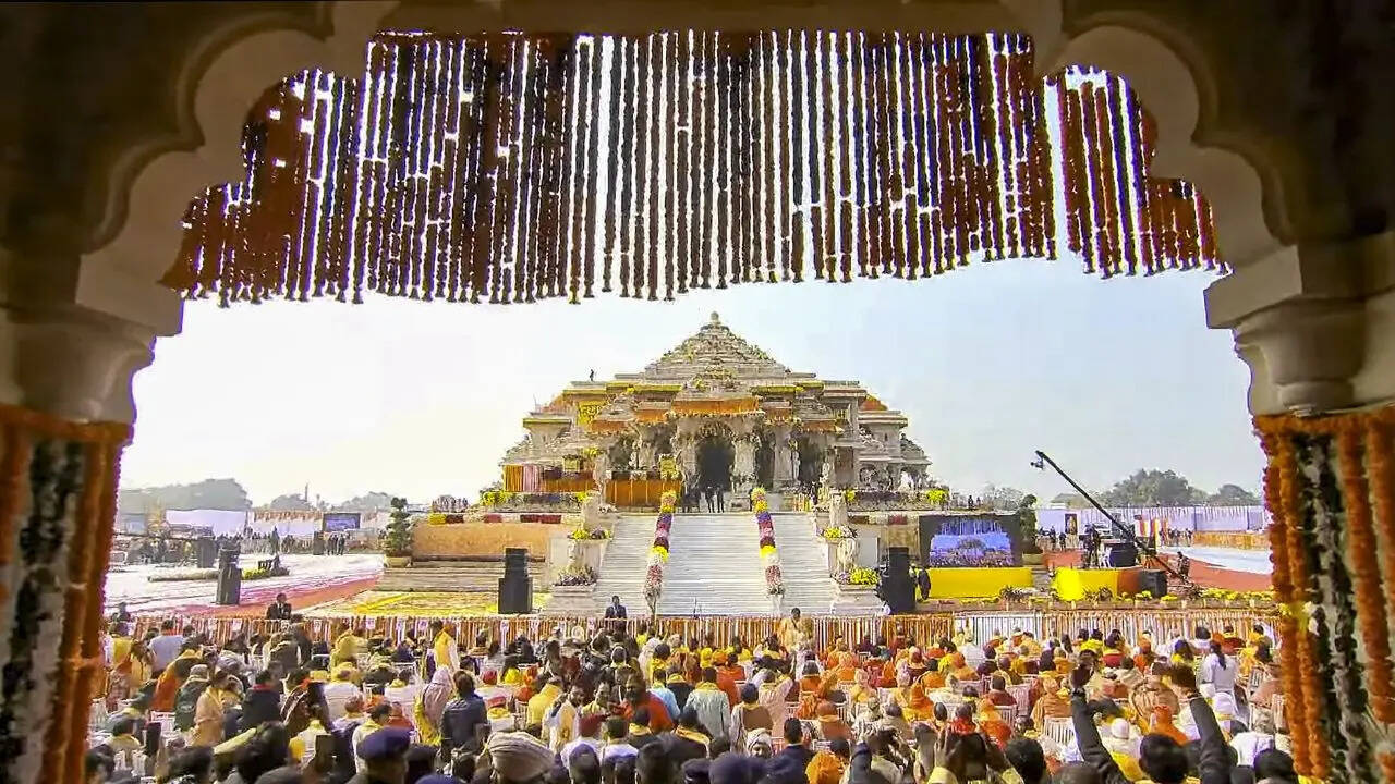 Diwali Bonanza! SpiceJet Launches Direct Flights To Ayodhya From Delhi ...